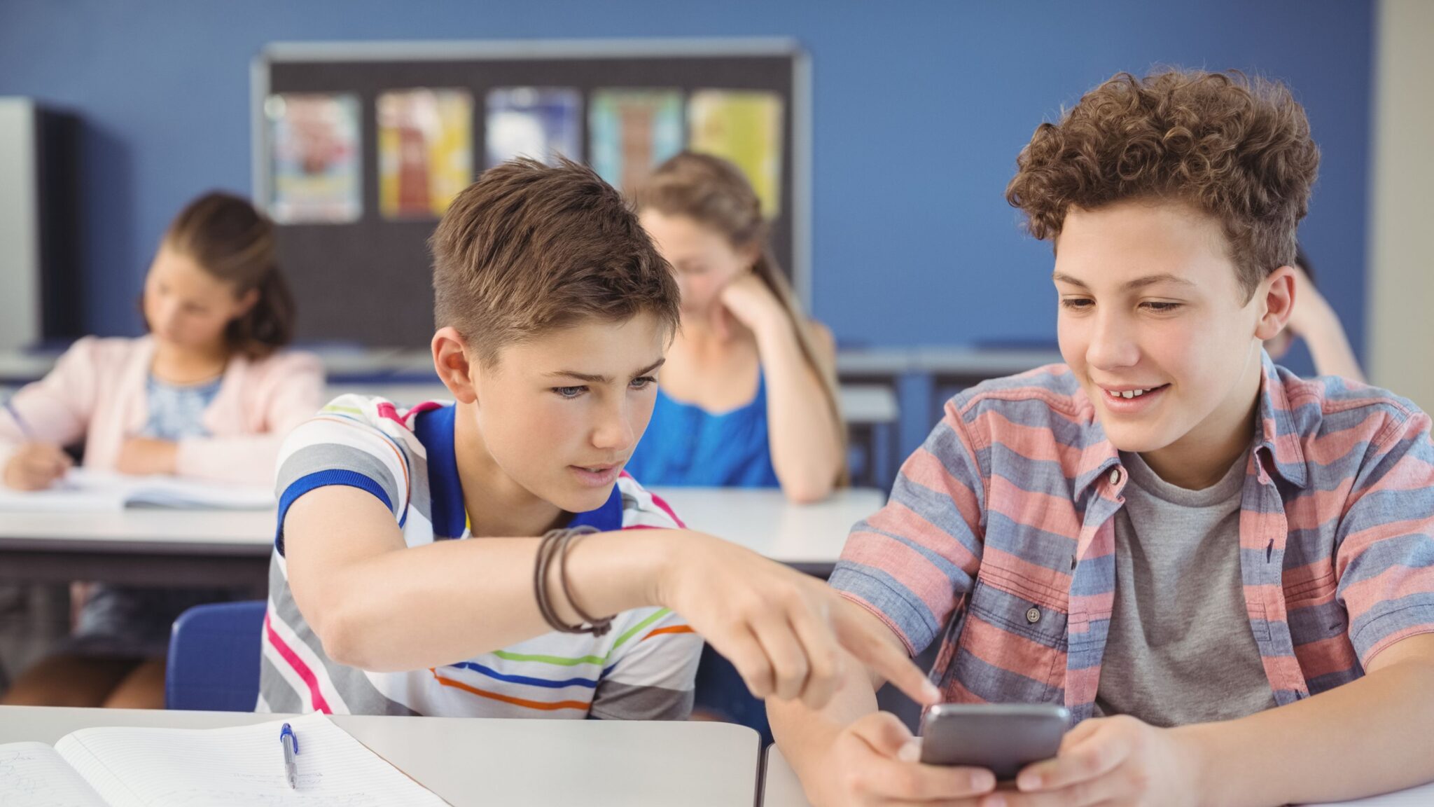Mobile phones in the classroom - to ban or not to ban - Academic Summer ...
